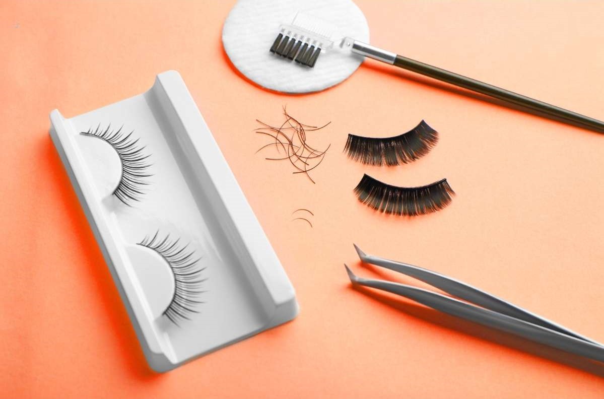 Eyelash products store